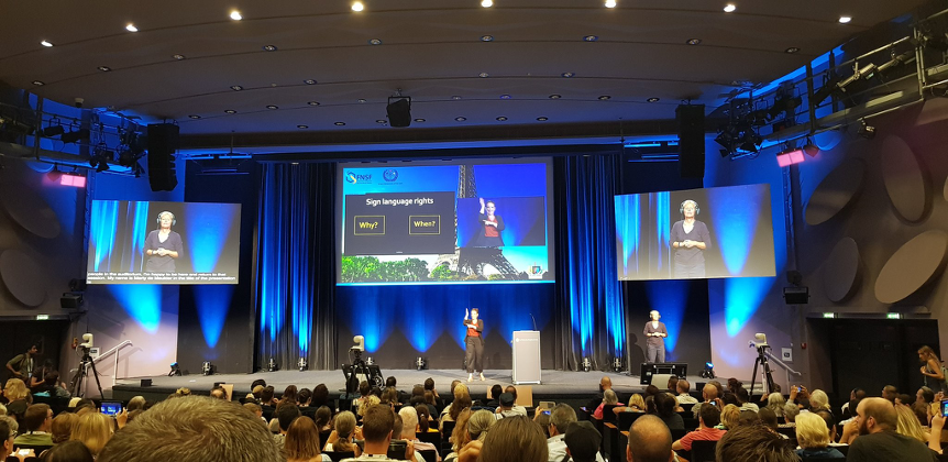 The benefits of seeing a transcript of a signed to spoken language ...